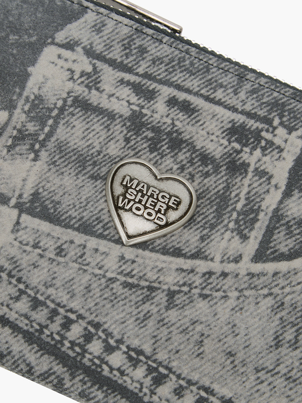 HEART ZIPPER WALLET_SILVER LOGO_light grey printed suede – margesherwood